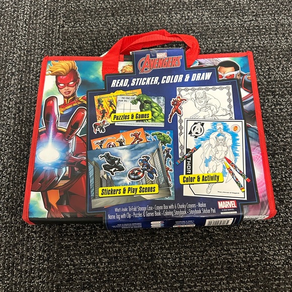 Marvel | Accessories | Marvel Coloring Activity Trifold Storage Case ...